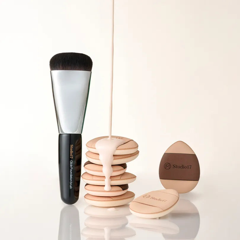 STUDIO 17 Skinfit Makeup Kit (Puff 4EA + Foundation Brush 1EA) – onion